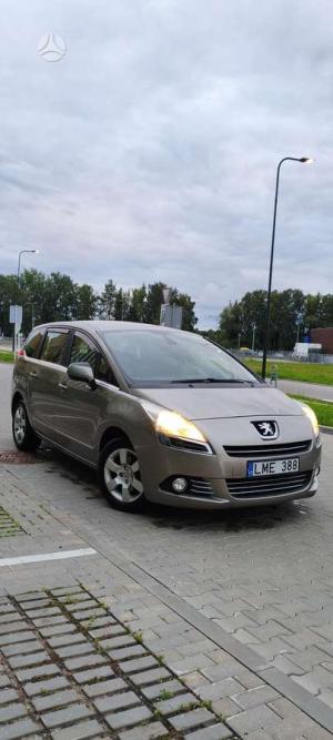 Peugeot 5008 2011 Viļņa, ar dzinēja tilpumu 1.60 L un nobraukumu 304 tūkst. km par 2400 €, foto 14 vietnē AUTOMOTO.COM.LV