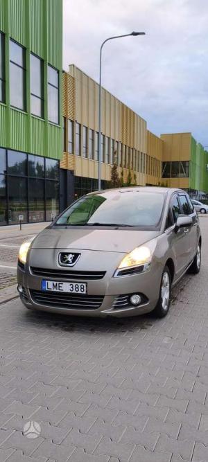 Peugeot 5008 2011 Viļņa, ar dzinēja tilpumu 1.60 L un nobraukumu 304 tūkst. km par 2400 €, foto 15 vietnē AUTOMOTO.COM.LV