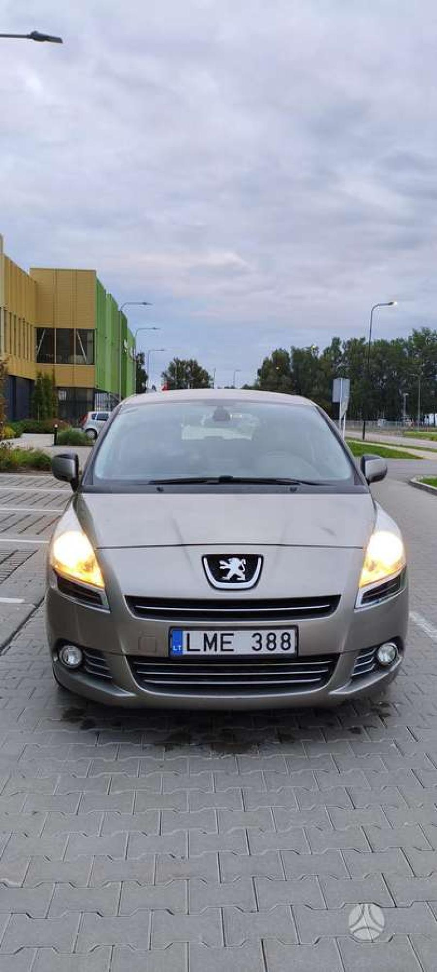 Peugeot 5008 2011 Viļņa, ar dzinēja tilpumu 1.60 L un nobraukumu 304 tūkst. km par 2400 €, foto 23 vietnē AUTOMOTO.COM.LV