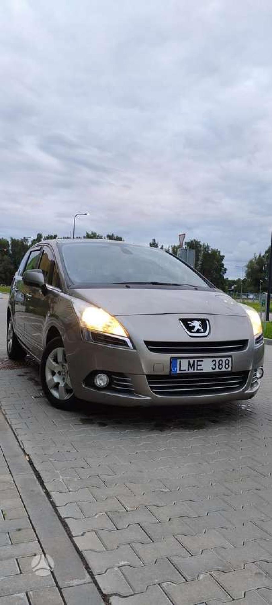 Peugeot 5008 2011 Viļņa, ar dzinēja tilpumu 1.60 L un nobraukumu 304 tūkst. km par 2400 €, foto 24 vietnē AUTOMOTO.COM.LV