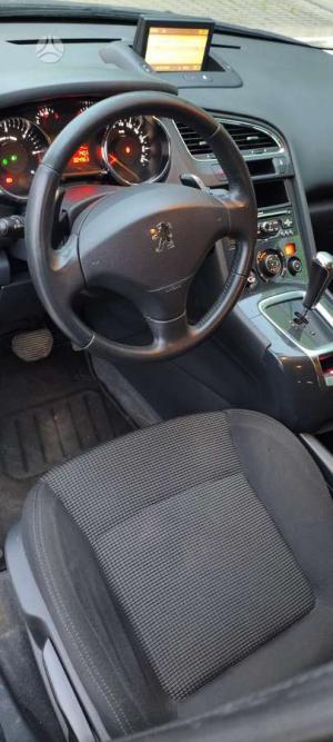 Peugeot 5008 2011 Viļņa, ar dzinēja tilpumu 1.60 L un nobraukumu 304 tūkst. km par 2400 €, foto 25 vietnē AUTOMOTO.COM.LV