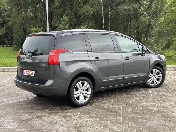 Peugeot 5008 2011 in Radviliskis, with an engine capacity of 2.00 L and mileage of 262 thousand km for 3000 €, photo 7 on AUTOMOTO.COM.LV