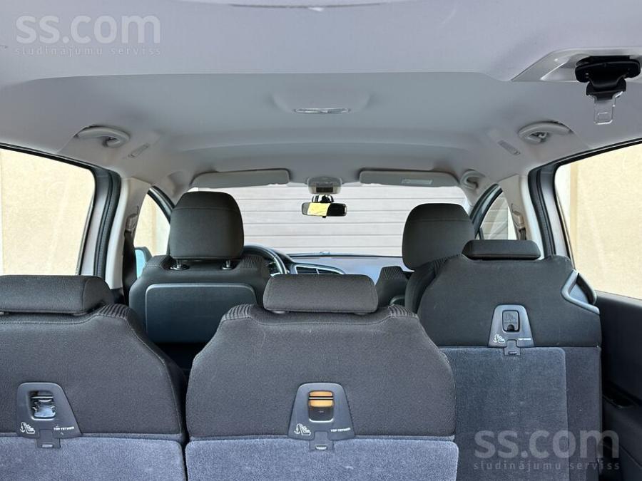 Peugeot 5008 2012 in Ogre, with an engine capacity of 1.60 L and mileage of 182 thousand km for 4599 €, photo 13 on AUTOMOTO.COM.LV