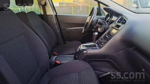 Peugeot 5008 2012 in Riga, with an engine capacity of 1.60 L and mileage of 153 thousand km for 5600 €, photo 8 on AUTOMOTO.COM.LV