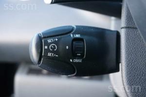Peugeot 5008 2012 in Riga, with an engine capacity of 1.60 L and mileage of 298 thousand km for 5390 €, photo 8 on AUTOMOTO.COM.LV