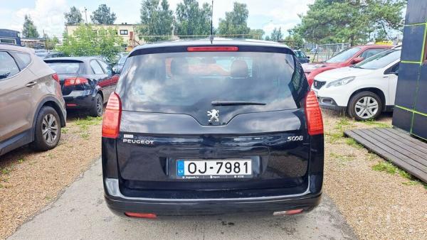 Peugeot 5008 2012 in Riga, with an engine capacity of 1.60 L and mileage of 153 thousand km for 5600 €, photo 6 on AUTOMOTO.COM.LV