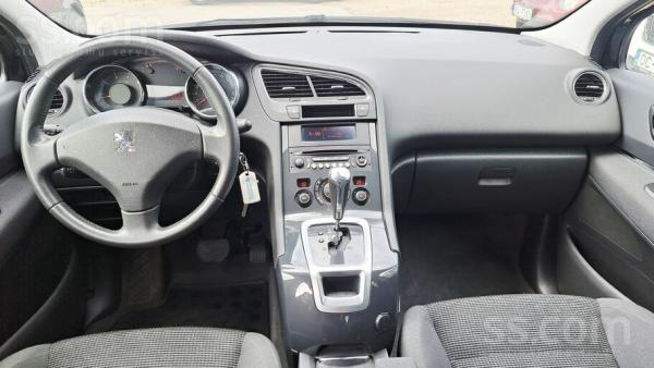 Peugeot 5008 2012 in Riga, with an engine capacity of 1.60 L and mileage of 153 thousand km for 5600 €, photo 7 on AUTOMOTO.COM.LV