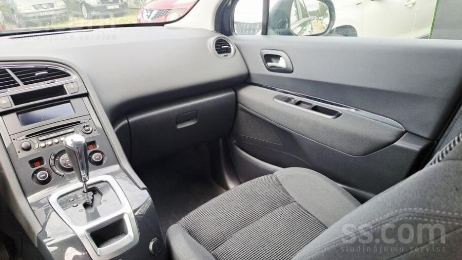 Peugeot 5008 2012 Rīga, ar dzinēja tilpumu 1.60 L un nobraukumu 153 tūkst. km par 5600 €, foto 10 vietnē AUTOMOTO.COM.LV