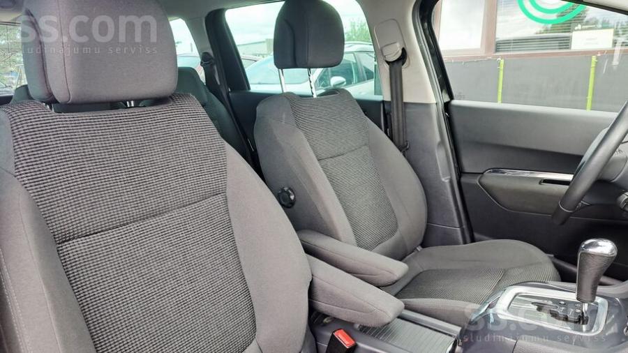 Peugeot 5008 2012 Rīga, ar dzinēja tilpumu 1.60 L un nobraukumu 153 tūkst. km par 5600 €, foto 13 vietnē AUTOMOTO.COM.LV