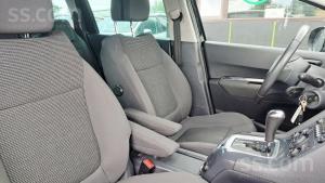 Peugeot 5008 2012 Rīga, ar dzinēja tilpumu 1.60 L un nobraukumu 153 tūkst. km par 5600 €, foto 17 vietnē AUTOMOTO.COM.LV