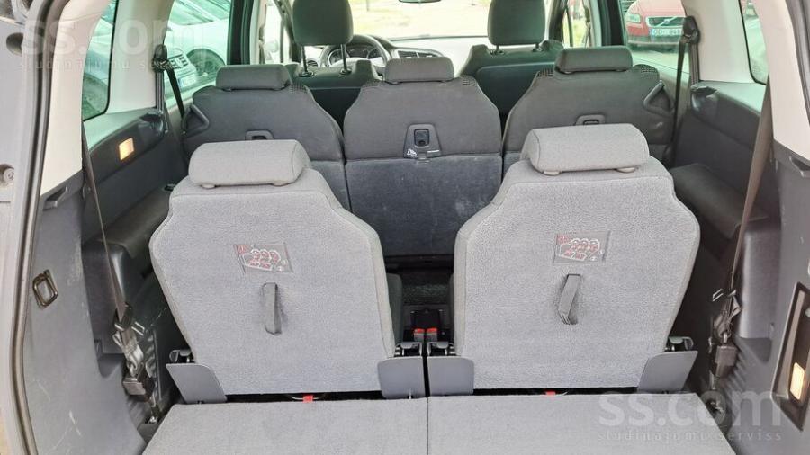 Peugeot 5008 2012 Rīga, ar dzinēja tilpumu 1.60 L un nobraukumu 153 tūkst. km par 5600 €, foto 22 vietnē AUTOMOTO.COM.LV