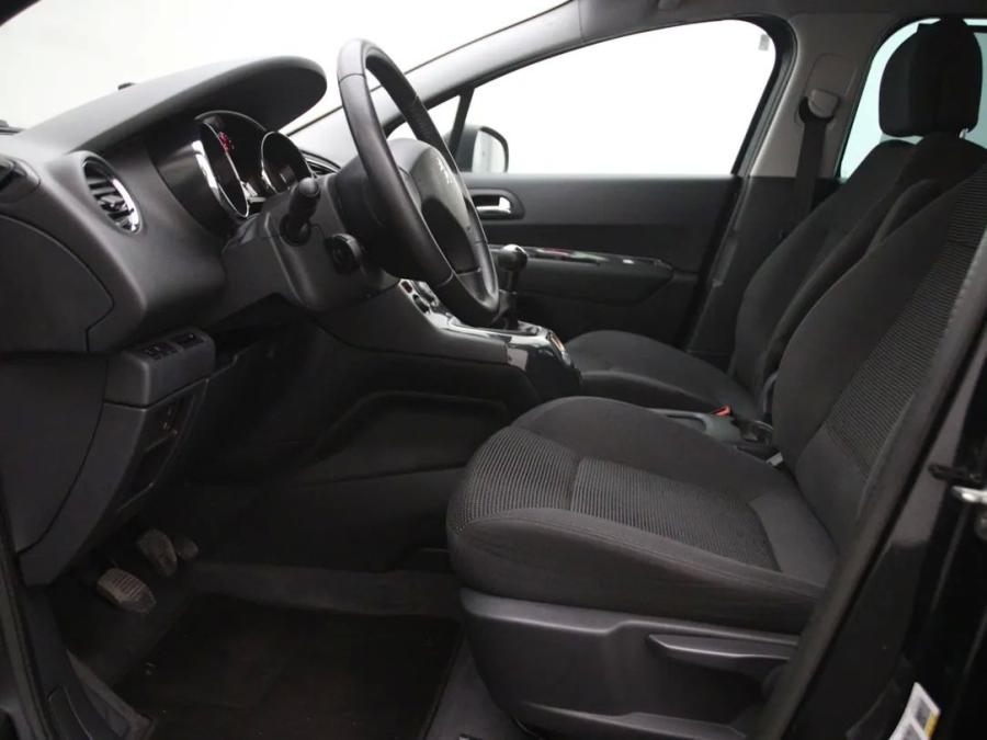 Peugeot 5008 2014 in Vilnius, with an engine capacity of 1.60 L and mileage of 173 thousand km for 5799 €, photo 5 on AUTOMOTO.COM.LV