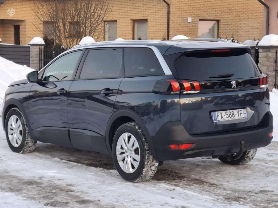 Peugeot 5008 2018 in Taurage, with an engine capacity of 1.50 L and mileage of 172 thousand km for 10300 €, photo 3 on AUTOMOTO.COM.LV