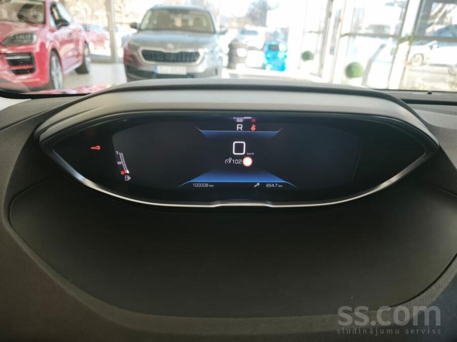 Oranžs Peugeot 5008 2022 Rīga, ar dzinēja tilpumu 1.50 L un nobraukumu 100 tūkst. km par 18100 €, foto 21 vietnē AUTOMOTO.COM.LV