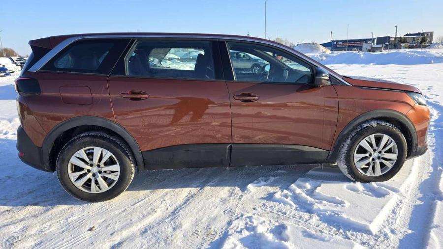 Orange Peugeot 5008 2023 in Taurage, with an engine capacity of 1.50 L and mileage of 163 thousand km for 15730 €, photo 6 on AUTOMOTO.COM.LV