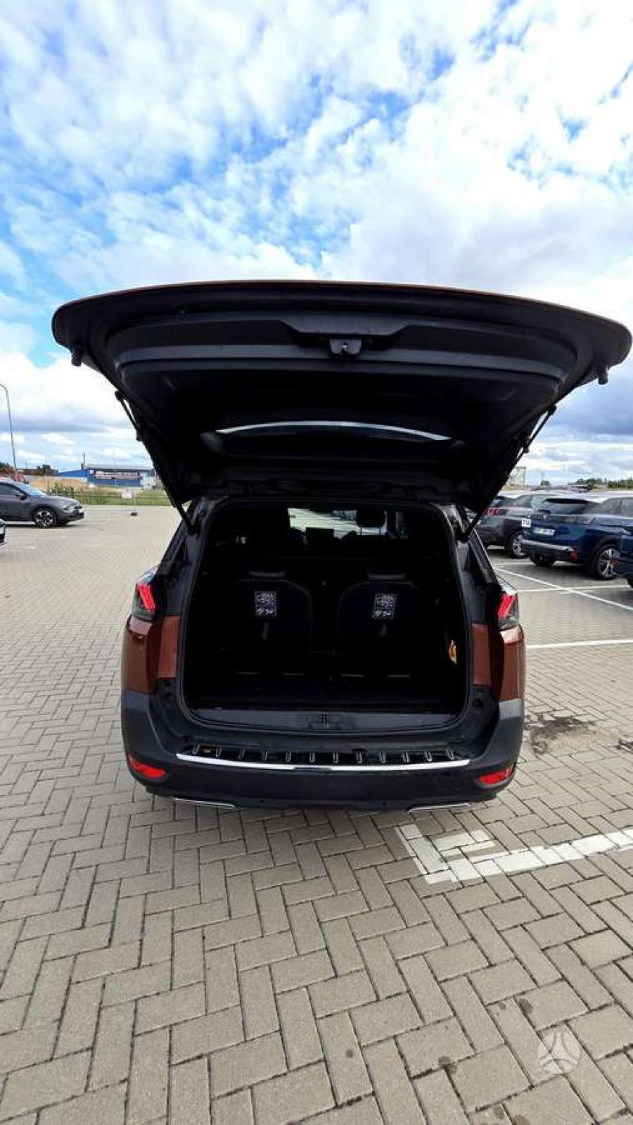 Oranžs Peugeot 5008 2023 Tauragė, ar dzinēja tilpumu 1.20 L un nobraukumu 168 tūkst. km par 16819 €, foto 22 vietnē AUTOMOTO.COM.LV
