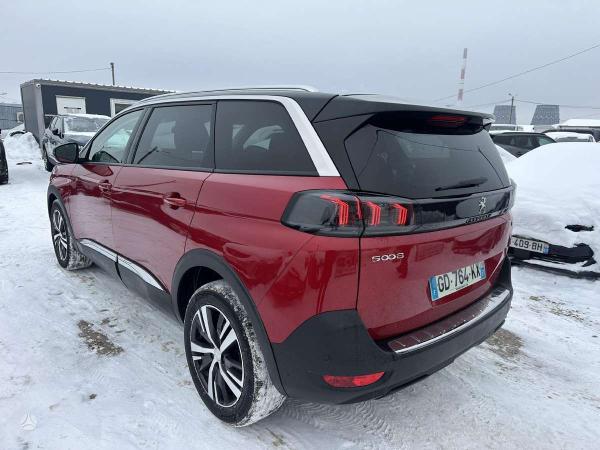 Sarkans Peugeot 5008 2021 Viļņa, ar dzinēja tilpumu 1.20 L un nobraukumu 147 tūkst. km par 14519 €, foto 4 vietnē AUTOMOTO.COM.LV