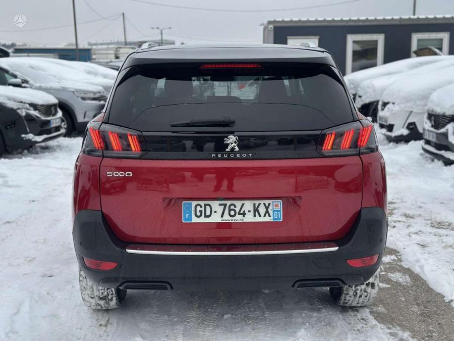 Sarkans Peugeot 5008 2021 Viļņa, ar dzinēja tilpumu 1.20 L un nobraukumu 147 tūkst. km par 14519 €, foto 5 vietnē AUTOMOTO.COM.LV