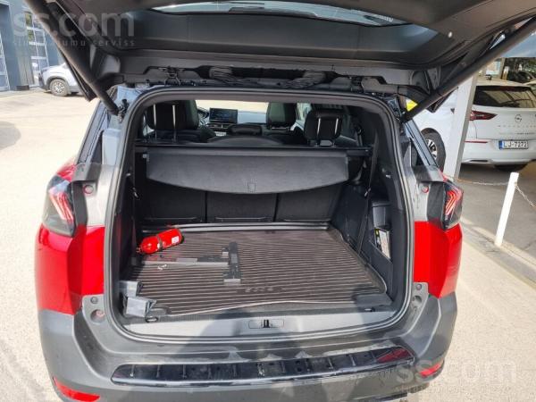 Sarkans Peugeot 5008 2021 Rīga, ar dzinēja tilpumu 1.50 L un nobraukumu 159 tūkst. km par 20600 €, foto 5 vietnē AUTOMOTO.COM.LV