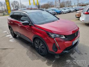 Red Peugeot 5008 2021 in Riga, with an engine capacity of 1.50 L and mileage of 159 thousand km for 20600 €, photo 4 on AUTOMOTO.COM.LV