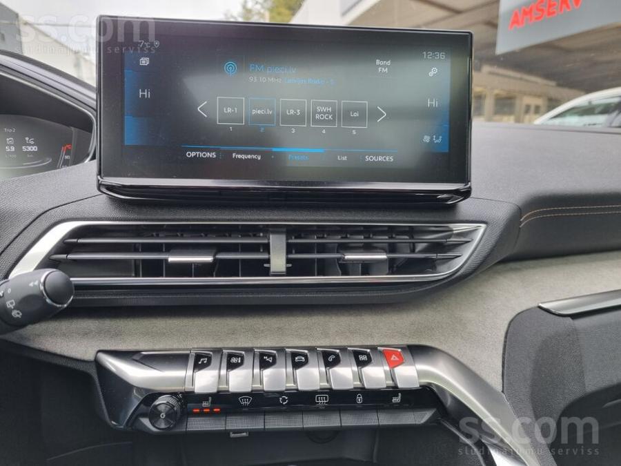 Red Peugeot 5008 2021 in Riga, with an engine capacity of 1.50 L and mileage of 159 thousand km for 20600 €, photo 13 on AUTOMOTO.COM.LV