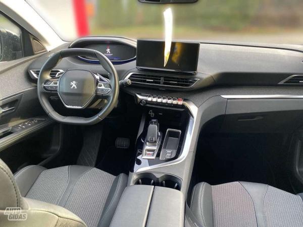 Sarkans Peugeot 5008 2022 Kauņa, ar dzinēja tilpumu 1.20 L un nobraukumu 41 tūkst. km par 27025 €, foto 8 vietnē AUTOMOTO.COM.LV