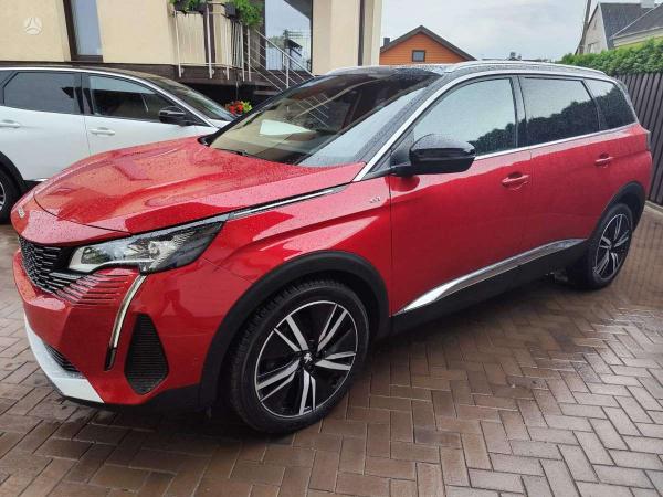 Red Peugeot 5008 2022 in Kalvarija, with an engine capacity of 1.20 L and mileage of 92 thousand km for 19784 €, photo 4 on AUTOMOTO.COM.LV
