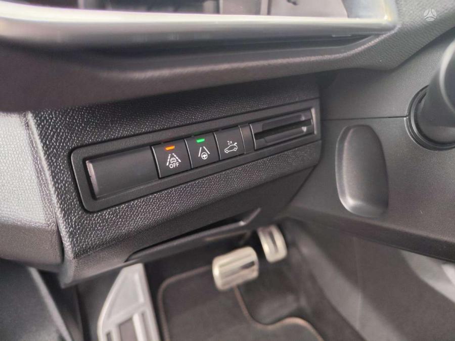 Sarkans Peugeot 5008 2022 Kalvarija, ar dzinēja tilpumu 1.20 L un nobraukumu 92 tūkst. km par 19784 €, foto 13 vietnē AUTOMOTO.COM.LV