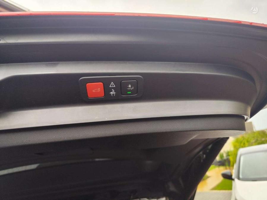 Sarkans Peugeot 5008 2022 Kalvarija, ar dzinēja tilpumu 1.20 L un nobraukumu 92 tūkst. km par 19784 €, foto 16 vietnē AUTOMOTO.COM.LV