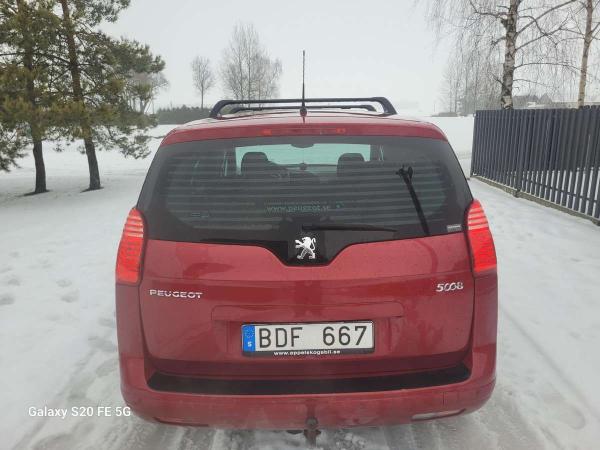 Sarkans Peugeot 5008 2010 Vilkaviškis, ar dzinēja tilpumu 1.60 L un nobraukumu 255 tūkst. km par 2650 €, foto 4 vietnē AUTOMOTO.COM.LV