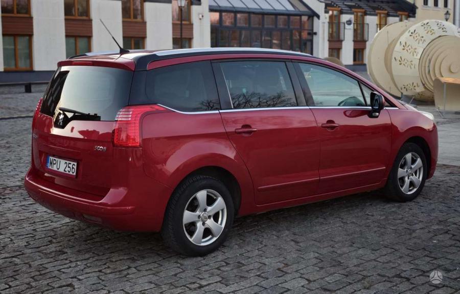 Sarkans Peugeot 5008 2010 Kėdainiai, ar dzinēja tilpumu 1.56 L un nobraukumu 264 tūkst. km par 3500 €, foto 8 vietnē AUTOMOTO.COM.LV
