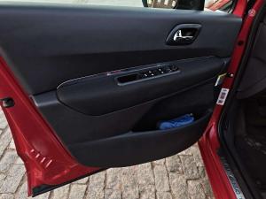 Sarkans Peugeot 5008 2010 Kėdainiai, ar dzinēja tilpumu 1.56 L un nobraukumu 264 tūkst. km par 3500 €, foto 13 vietnē AUTOMOTO.COM.LV