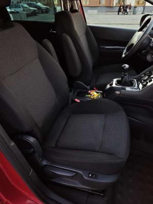 Sarkans Peugeot 5008 2010 Kėdainiai, ar dzinēja tilpumu 1.56 L un nobraukumu 264 tūkst. km par 3500 €, foto 15 vietnē AUTOMOTO.COM.LV