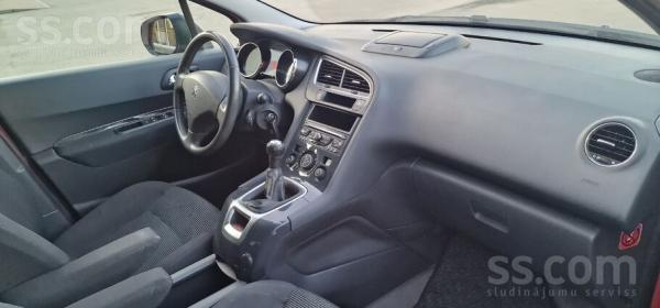 Sarkans Peugeot 5008 2011 Jēkabpils, ar dzinēja tilpumu 1.60 L un nobraukumu 230 tūkst. km par 3400 €, foto 8 vietnē AUTOMOTO.COM.LV