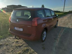Sarkans Peugeot 5008 2011 Kauņa, ar dzinēja tilpumu 1.56 L un nobraukumu 263 tūkst. km par 3350 €, foto 23 vietnē AUTOMOTO.COM.LV