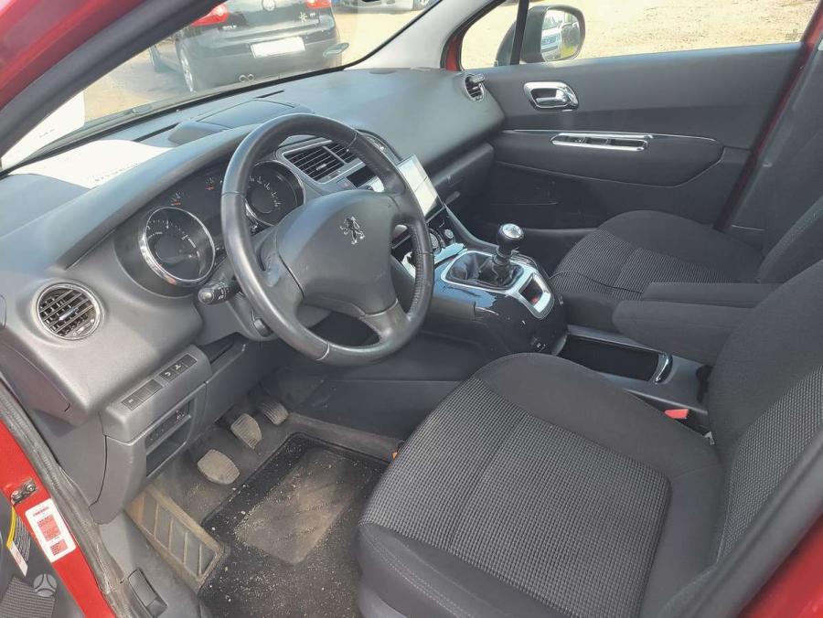Sarkans Peugeot 5008 2011 Kauņa, ar dzinēja tilpumu 1.56 L un nobraukumu 263 tūkst. km par 3350 €, foto 27 vietnē AUTOMOTO.COM.LV