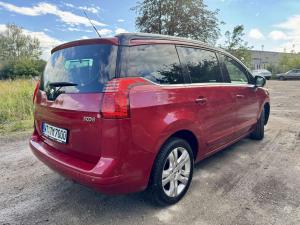 Red Peugeot 5008 2012 in Vilnius, with an engine capacity of 2.00 L and mileage of 270 thousand km for 3700 €, photo 5 on AUTOMOTO.COM.LV
