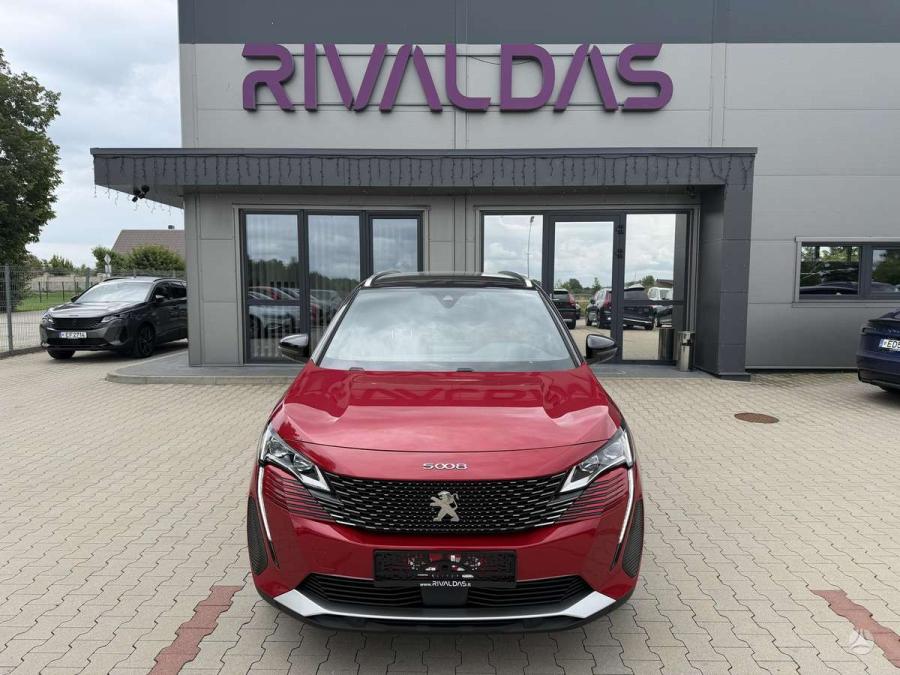 Red Peugeot 5008 2021 in Siauliai, with an engine capacity of 2.00 L and mileage of 176 thousand km for 21768 €, photo 1 on AUTOMOTO.COM.LV