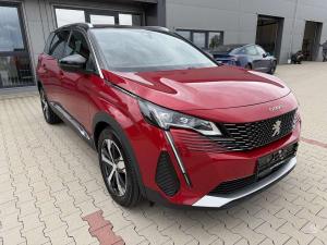 Red Peugeot 5008 2021 in Siauliai, with an engine capacity of 2.00 L and mileage of 176 thousand km for 21768 €, photo 6 on AUTOMOTO.COM.LV