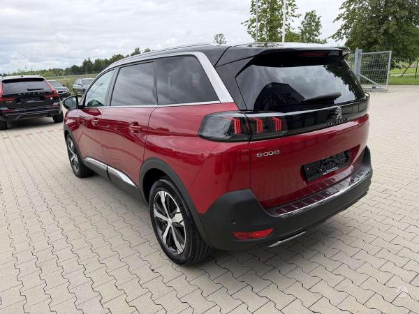 Red Peugeot 5008 2021 in Siauliai, with an engine capacity of 2.00 L and mileage of 176 thousand km for 21768 €, photo 10 on AUTOMOTO.COM.LV