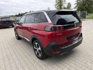 Red Peugeot 5008 2021 in Siauliai, with an engine capacity of 2.00 L and mileage of 176 thousand km for 21768 €, photo 11 on AUTOMOTO.COM.LV