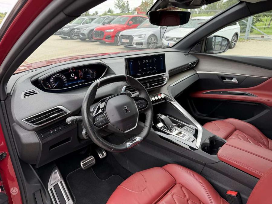 Red Peugeot 5008 2021 in Siauliai, with an engine capacity of 2.00 L and mileage of 176 thousand km for 21768 €, photo 13 on AUTOMOTO.COM.LV