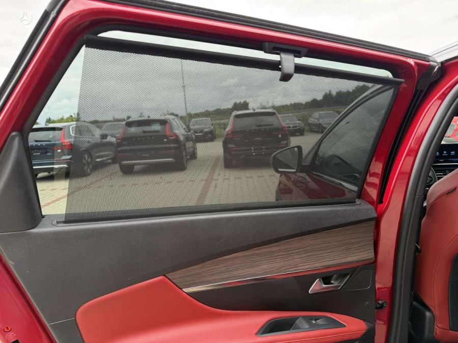 Red Peugeot 5008 2021 in Siauliai, with an engine capacity of 2.00 L and mileage of 176 thousand km for 21768 €, photo 20 on AUTOMOTO.COM.LV