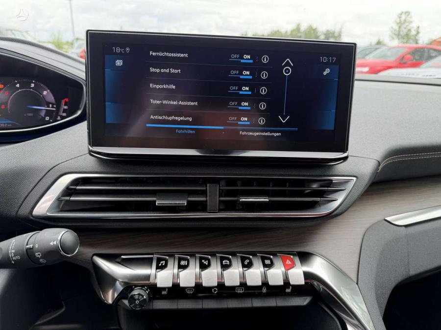 Red Peugeot 5008 2021 in Siauliai, with an engine capacity of 2.00 L and mileage of 176 thousand km for 21768 €, photo 21 on AUTOMOTO.COM.LV