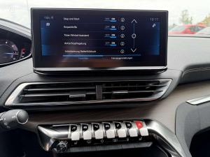 Red Peugeot 5008 2021 in Siauliai, with an engine capacity of 2.00 L and mileage of 176 thousand km for 21768 €, photo 22 on AUTOMOTO.COM.LV