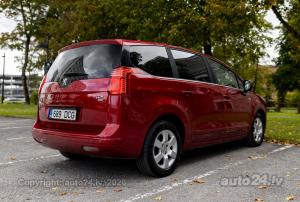 Sarkans Peugeot 5008 2012 Tallina, ar dzinēja tilpumu 1.60 L un nobraukumu 143 tūkst. km par 4799 €, foto 7 vietnē AUTOMOTO.COM.LV