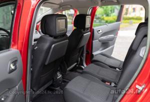 Sarkans Peugeot 5008 2012 Tallina, ar dzinēja tilpumu 1.60 L un nobraukumu 143 tūkst. km par 4799 €, foto 11 vietnē AUTOMOTO.COM.LV