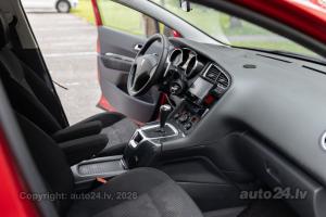 Sarkans Peugeot 5008 2012 Tallina, ar dzinēja tilpumu 1.60 L un nobraukumu 143 tūkst. km par 4799 €, foto 13 vietnē AUTOMOTO.COM.LV