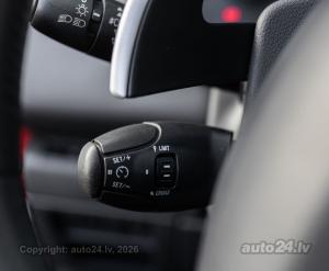 Sarkans Peugeot 5008 2012 Tallina, ar dzinēja tilpumu 1.60 L un nobraukumu 143 tūkst. km par 4799 €, foto 24 vietnē AUTOMOTO.COM.LV
