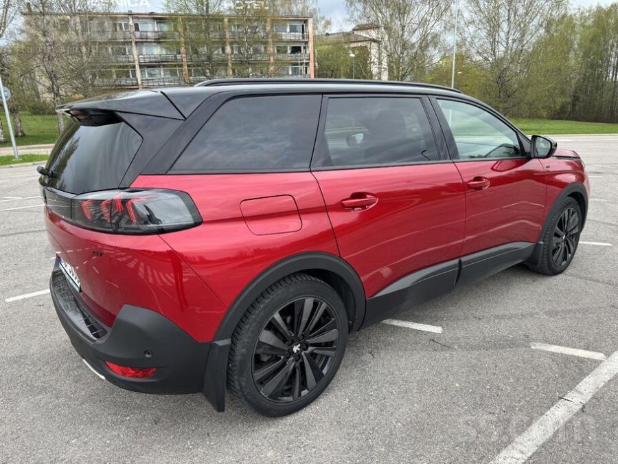 Red Peugeot 5008 2021 in Cesis, with an engine capacity of 1.50 L and mileage of 74 thousand km for 34900 €, photo 4 on AUTOMOTO.COM.LV